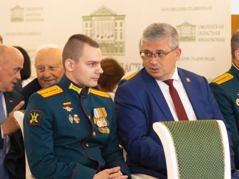 Мэр Александр Новиков рассказал о дипломной работе своего подопечного ...